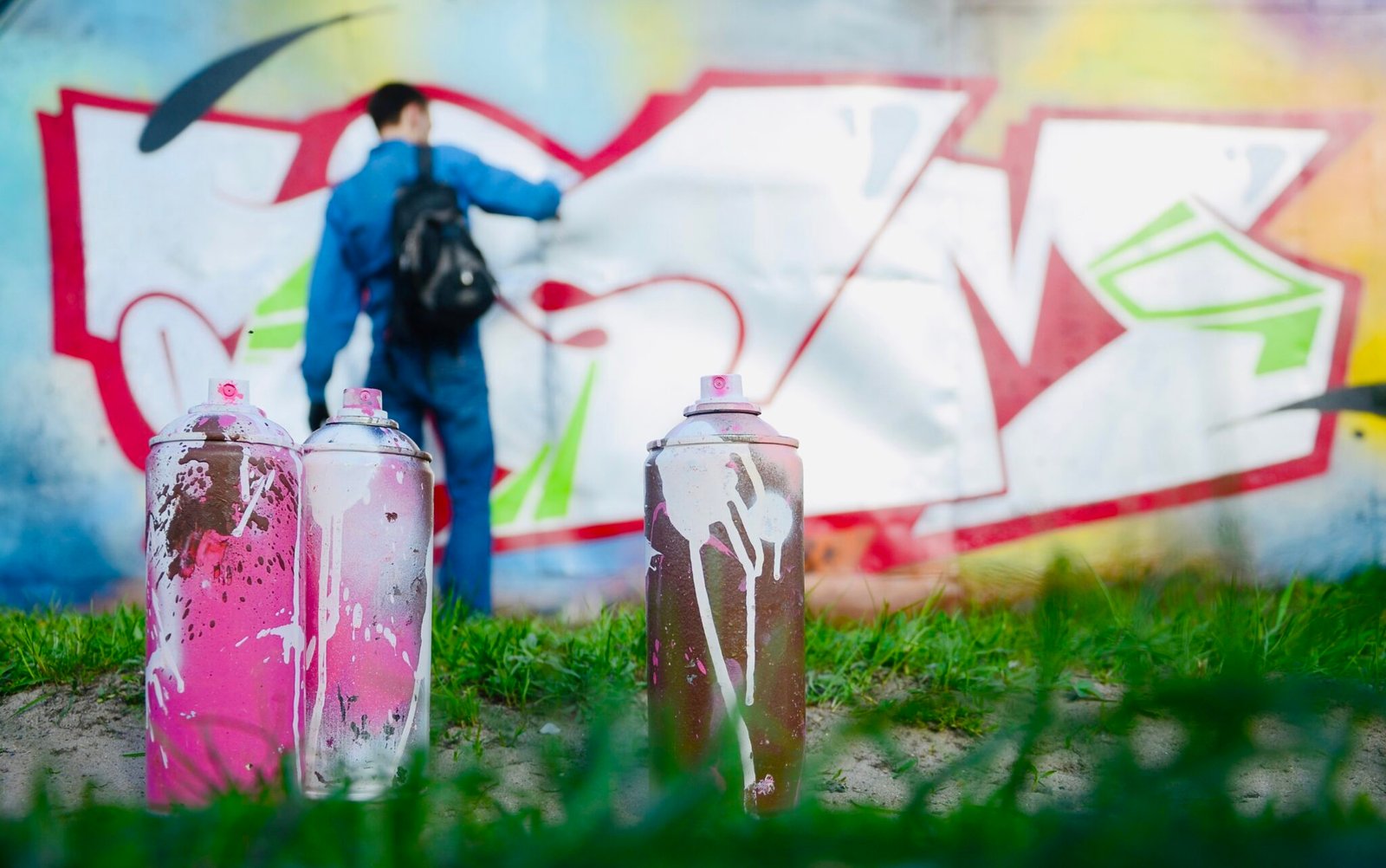 Can you paint over spray paint | Spray Painter Guide